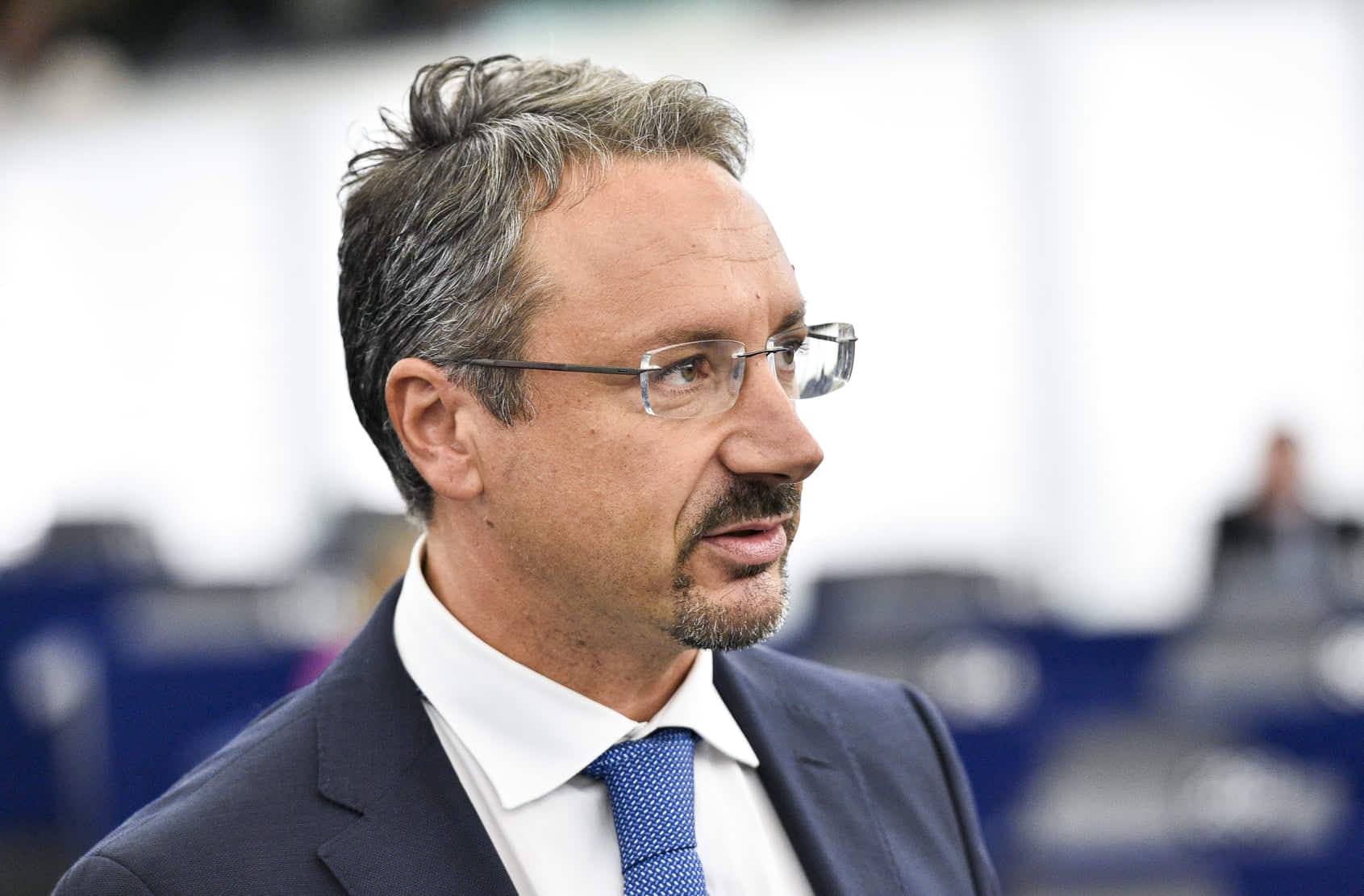 Pedicini (Verdi-Ale): “Stop a Draghi tardivo, a causa sua Italia ...