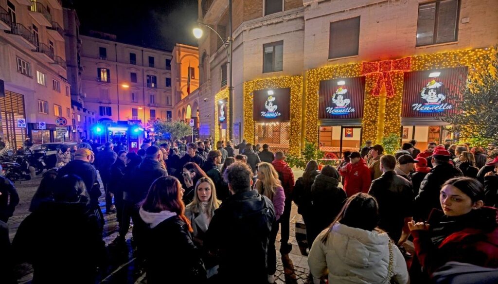 NAPOLI. Incendio rinvia l'inaugurazione della nuova sede della ...