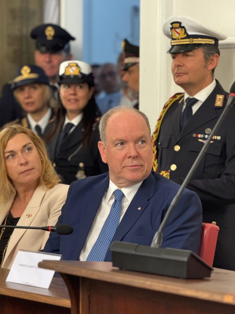 Pompei accoglie il Principe Alberto II di Monaco: un legame di memoria ...