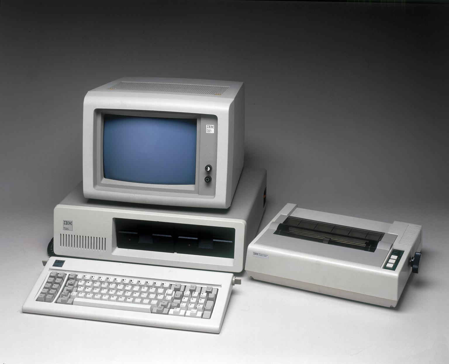"ACCADDE OGGI". 12 agosto 1981: IBM presenta il primo personal computer ...